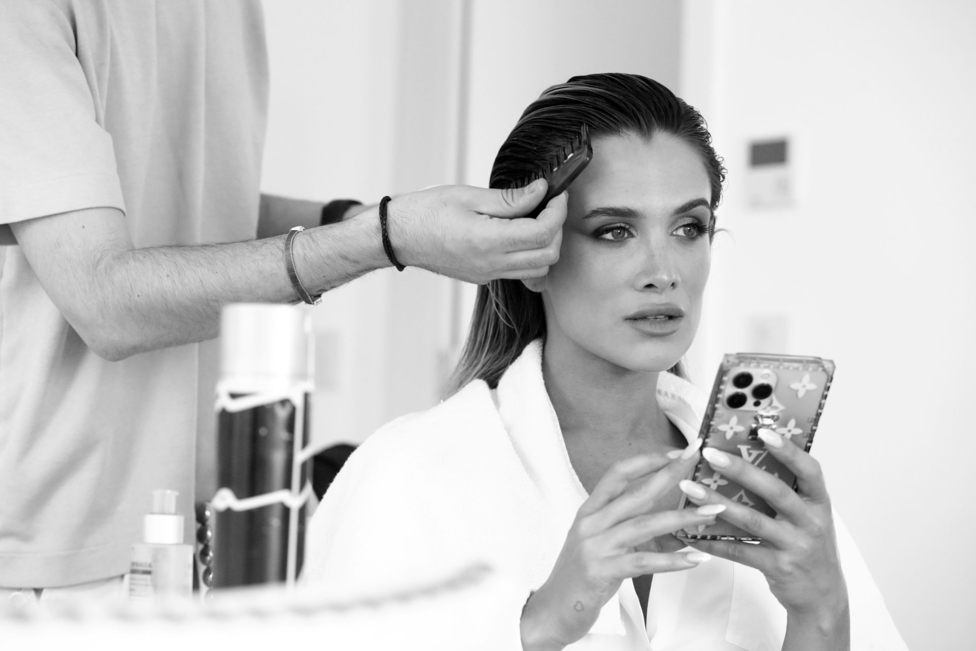 #COVERGIRL: CAMI HOMS • PostaNews